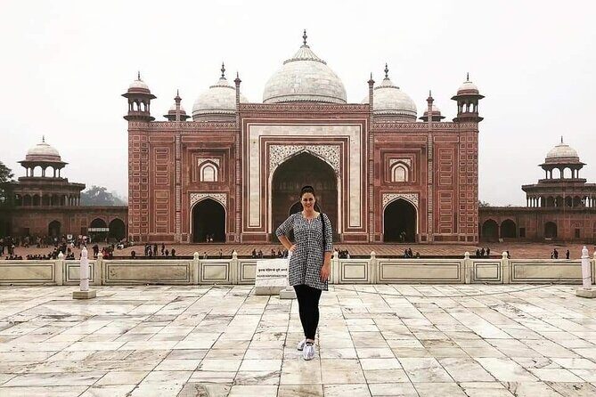 Fatehpur Sikri and Taj Mahal Day Trip from Jaipur - Is This Tour Worth It?