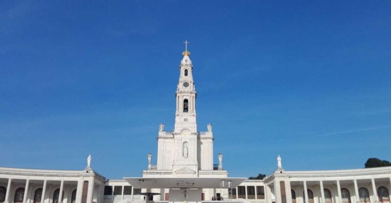 Fátima, Batalha, Alcobaça, Nazaré and Óbidos Private Tour - What Makes This Tour Stand Out