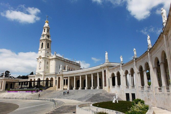 Fatima, Batalha, Nazaré & Óbidos Private Luxury Tour - Comfort, Transportation, and Value