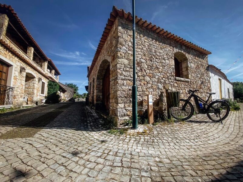 Fátima E-bike tour - An In-depth Look at the Fátima E-bike Tour