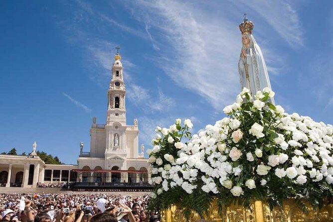 Fátima - Full Day Private Guided Tour from Lisbon by minivan - FAQ