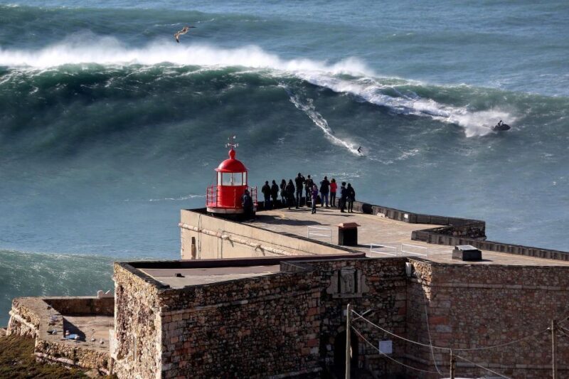 Fátima & Nazaré & Óbidos Private Tour - The Real Traveler Feel