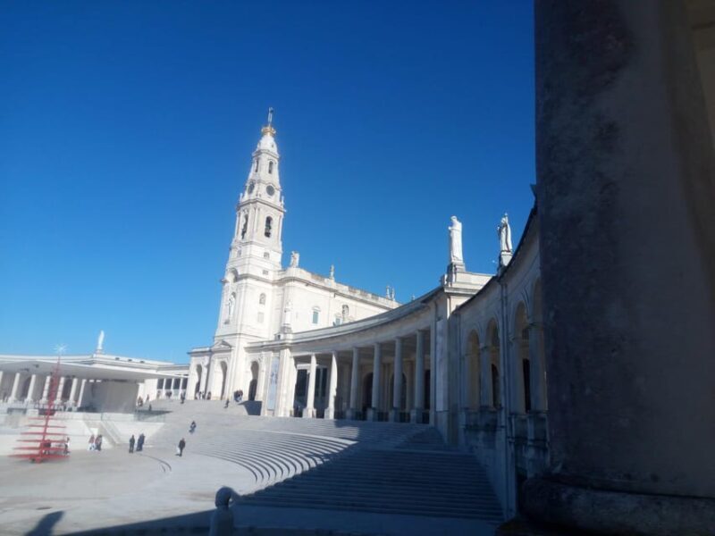 Fátima, Óbidos & Nazaré | Full Day Private Tour - Nazaré: Coastal Charm and Spectacular Views