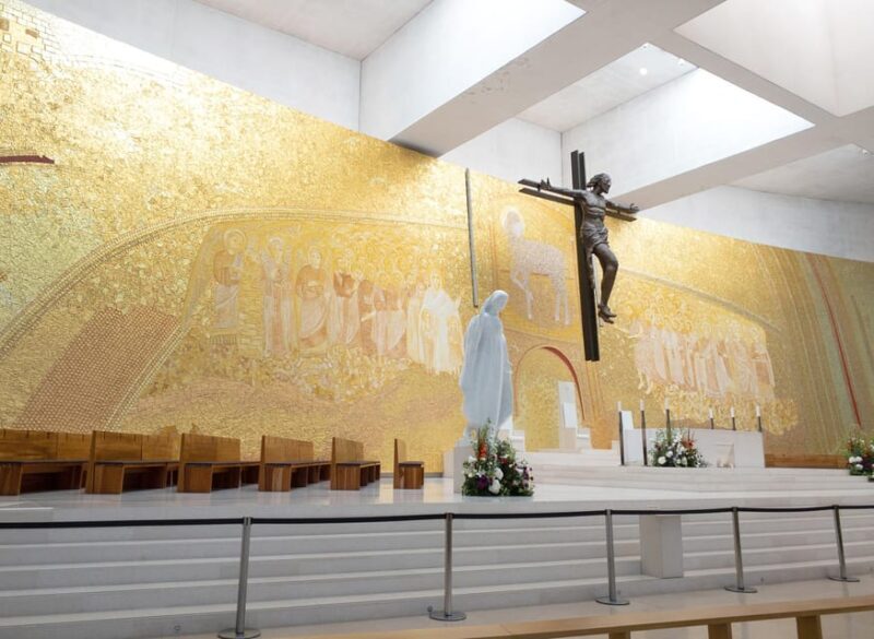 Fátima: Sanctuary and Aljustrel Village, Private Guided Tour - Visiting the Shepherds’ Village: Aljustrel