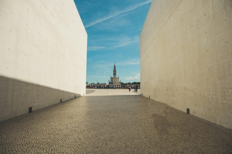 Fátima: Sanctuary and Apparition Sites Guided Tour - An In-Depth Look at the Fátima Guided Tour