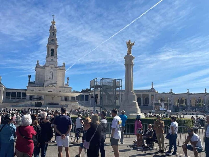 Fátima tour by Luxury Mercedes - Key Points