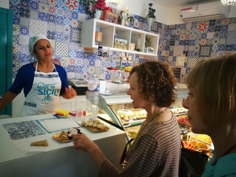 Favara: Guided Walking Tour with Cannolo and Sicilian Lunch - Exploring Favara: A Walk Through Time and Taste