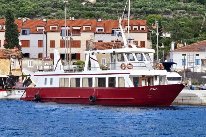 Fd boat-trip Medulin - Blue cave - Cres + lunch + dolphin search - The Scenic Cruise through the Medulin Archipelago