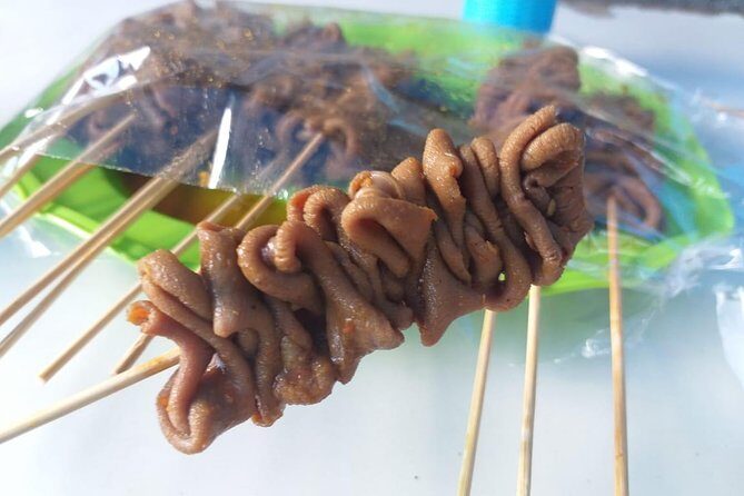 Female Driver / Taste The Unique Indonesia's Street Food - An In-Depth Look at this Bali Street Food Tour