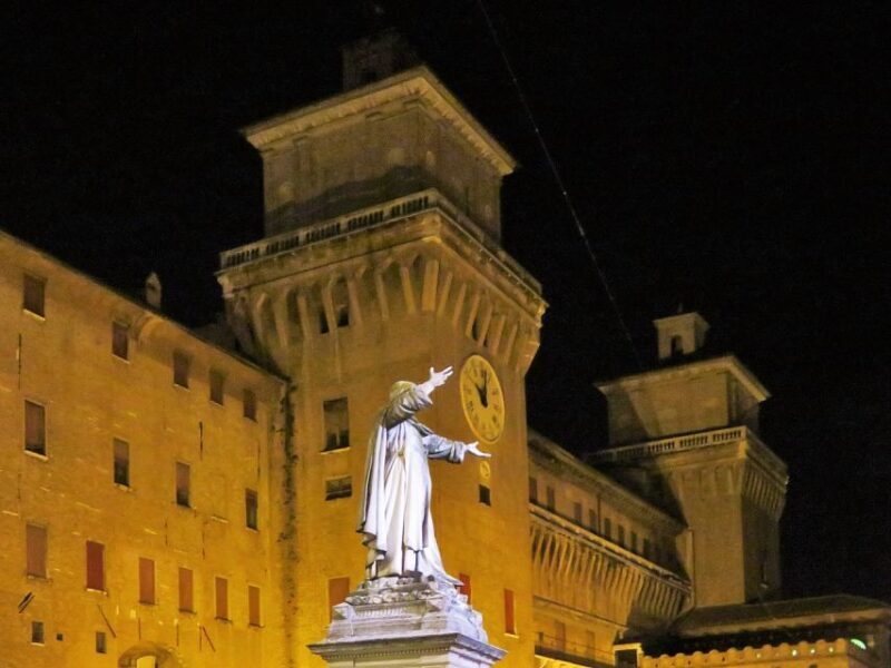 Ferrara: 2-Hour City Center Walking Tour - Key Points