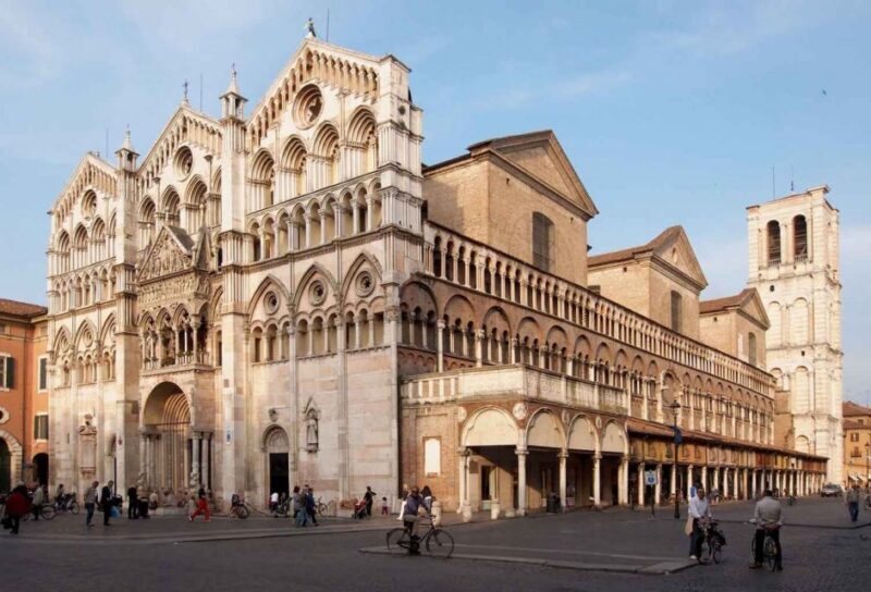 Ferrara: Guided City Highlights Walking Tour - Value and Practical Considerations