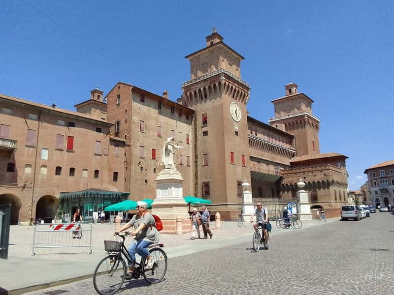 Ferrara: Private City Highlights Guided Bike Tour - Discovering Ferrara By Bike: What You Can Expect