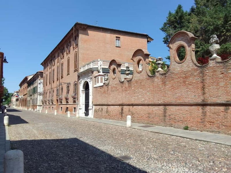 Ferrara: Private City Highlights Guided Bike Tour - The Experience from a Traveler’s Perspective