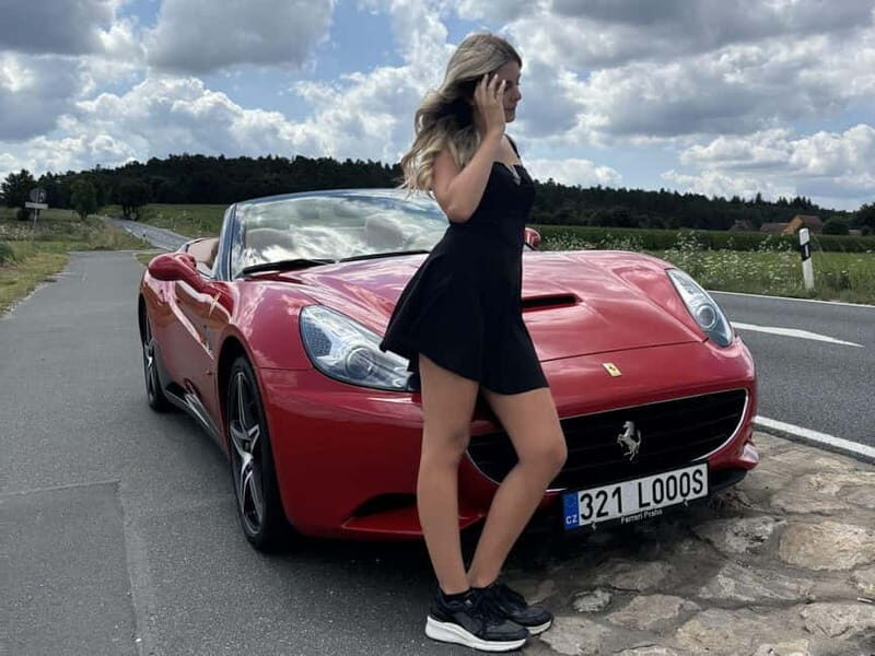 Ferrari selber fahren 30 Min, 1 Person (opt. 60 Min, 3 Per.) - Key Points