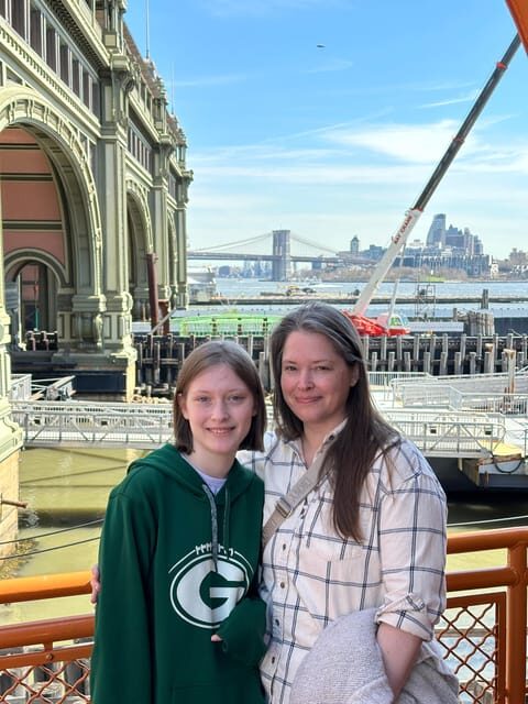 Ferry, Lower Manhattan, SoHo & Midtown grand tour & photos - Explore Further