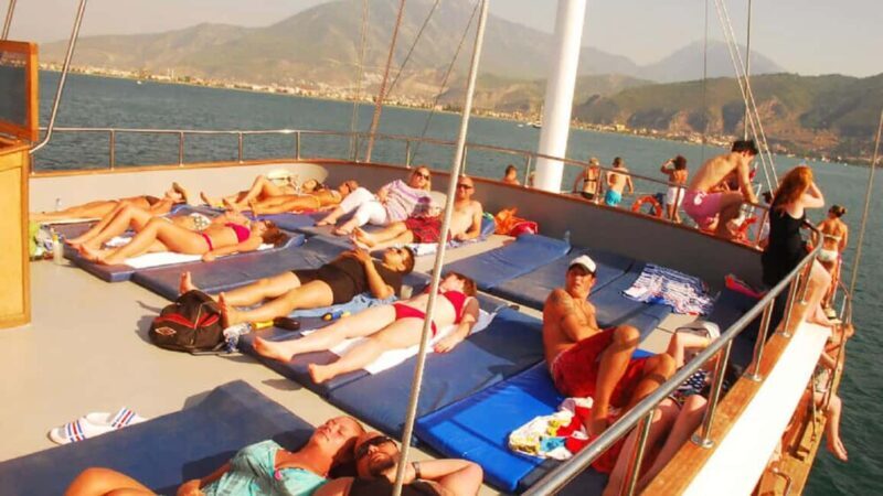 Fethiye: 12 Islands Boat Tour with Lunch and Snorkeling - What to Expect on the 12 Islands Boat Tour
