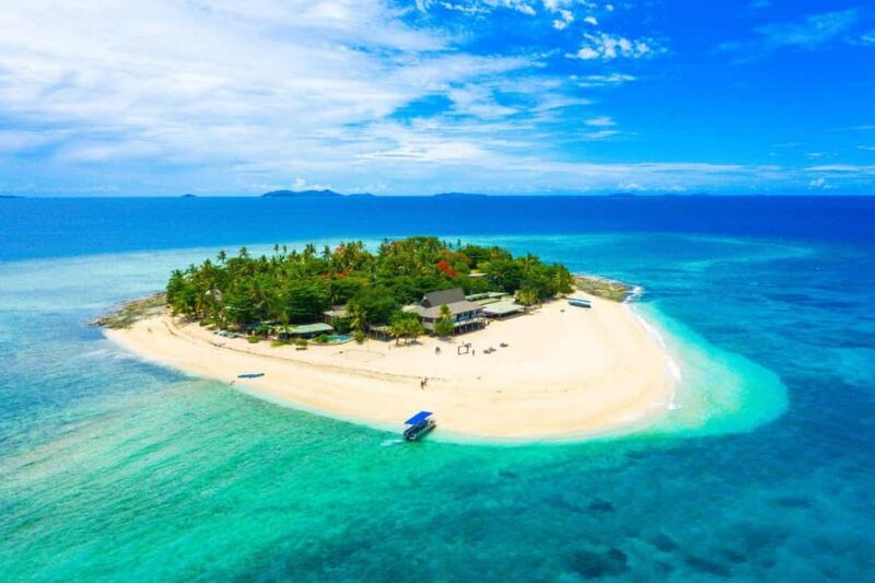 Fiji: Beachcomber Island Day Cruise with Snorkelling - Key Points