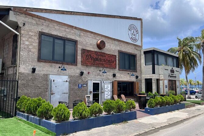 Fill Your Own Bottle Experience at Bodegas Papiamento - Key Points