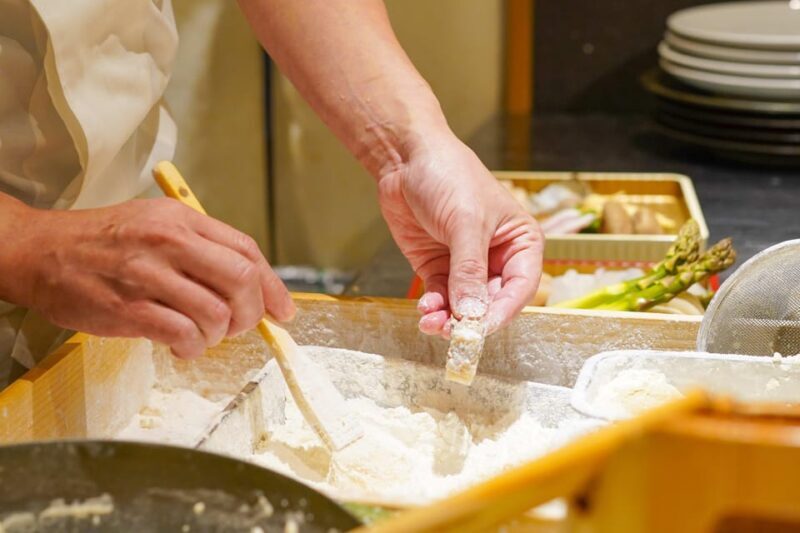 Finest Quality Sushi & Tempura Dining Experience in Ginza - Discovering Ginza’s Food Scene