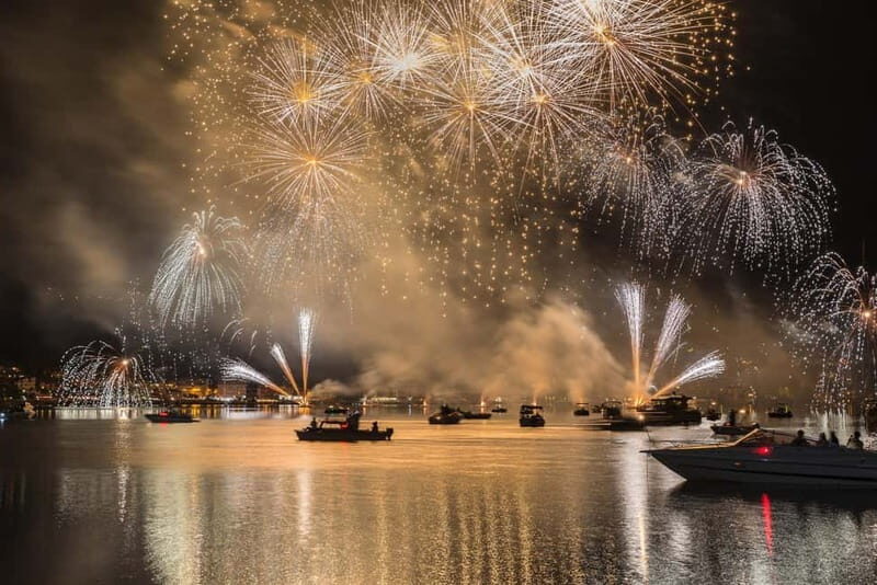 Fireworks Cruise with Drinks - Key Points