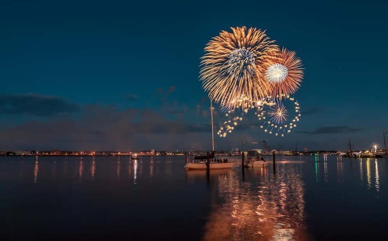 Fireworks Cruise with Drinks - Whats Included and What’s Not