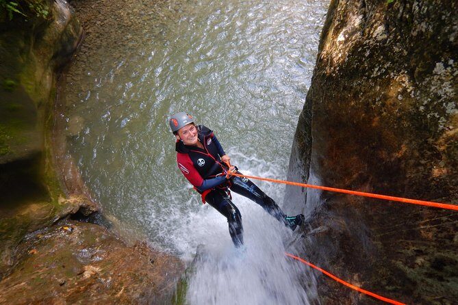 First canyoning in Grenoble in the Vercors - Key Points