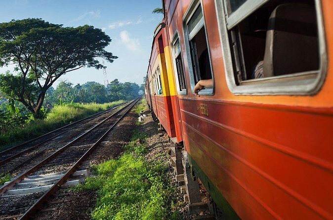 First Class Scenic Train Ticket From Kandy To Ella - FAQ