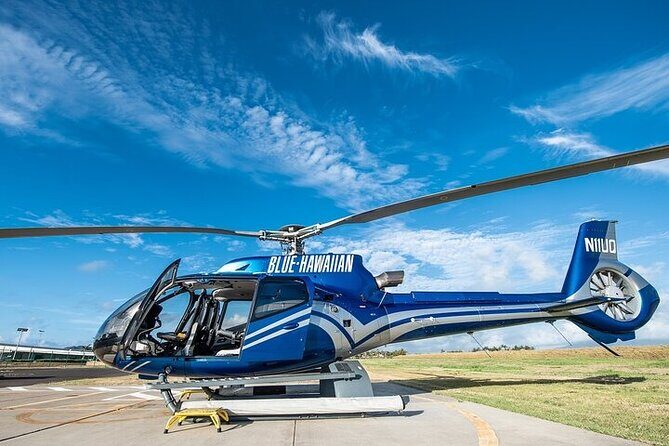 First Class Waterfalls of West Maui and Molokai Helicopter Tour - The Itinerary in Detail