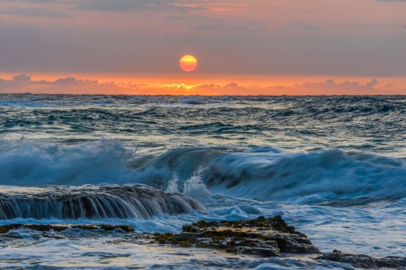 First Day Must 10-Hour Sunrise & Full Island Photo Tour - Exploring the Windward Coast and Beyond