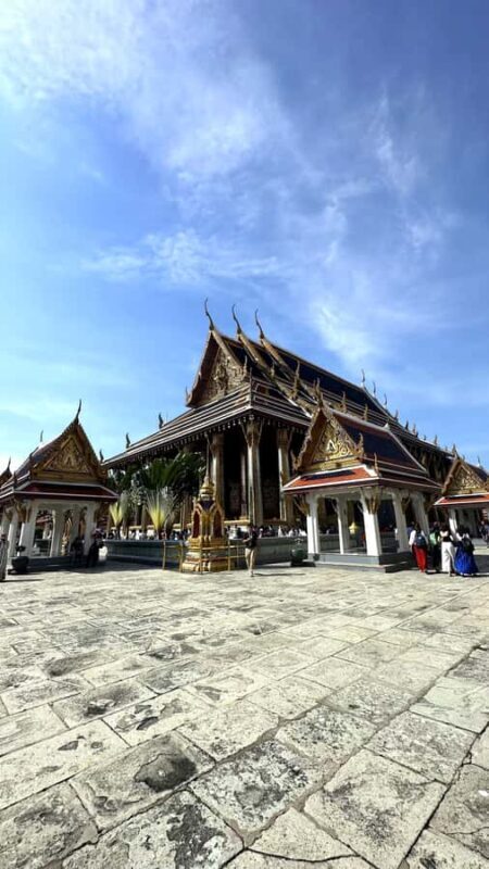 First Time in Bangkok? - Visiting Wat Pho and the Reclining Buddha