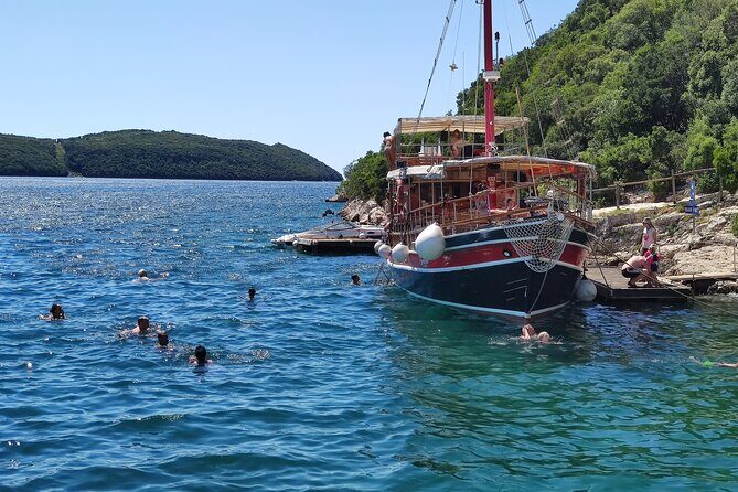 Fish Picnic excursion on Kristofor boat - Scenic Start: Porec to Rovinj