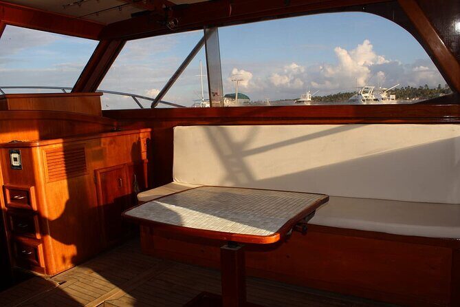 FISHING PRO CHARTERS - Boat Excursion - Divina - Authentic Experiences and Authentic Reviews