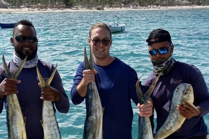 FISHING PRO CHARTERS - Boat Excursion - Sobre Las Olas - FAQ