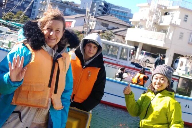 Fishing with Mt. Fuji Views and Japanese Home Cooking Experience - Key Points