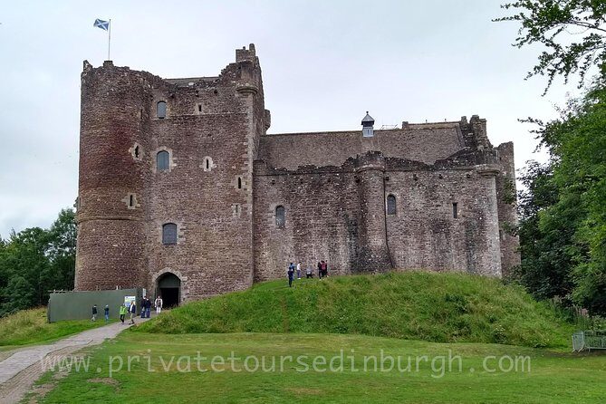 Five Outlander locations , Outlander film locations tour - FAQs