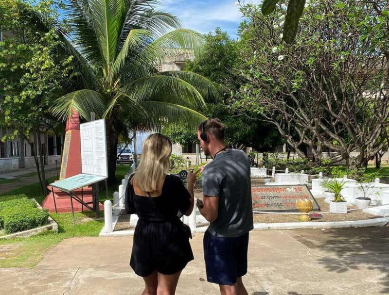 Five Top Killing Field, Toul Sleng, Royal Palace, Wat Phnom - Why This Tour Offers Real Value