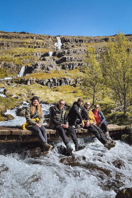 Fjordside hills hiking tour - Key Points