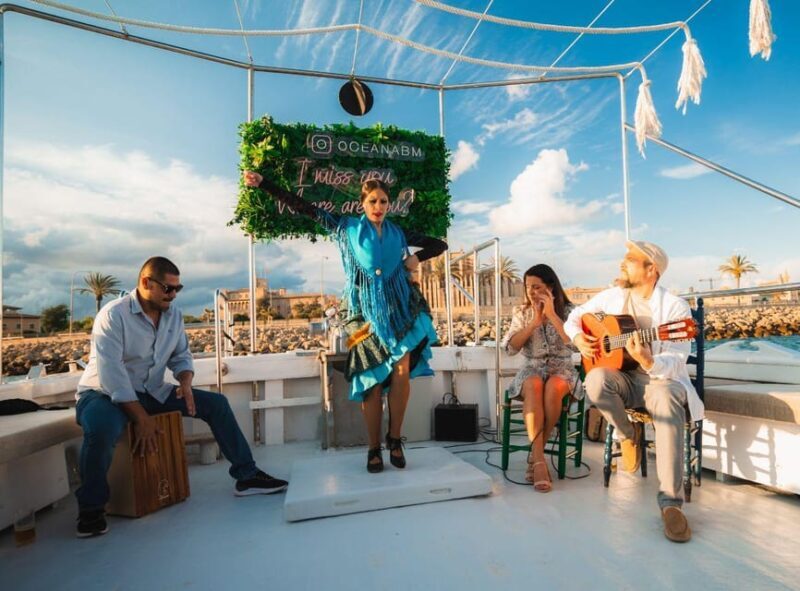 flamenco-Palma : Boat Trip with Live Flamenco Show - A Deep Dive into the Experience