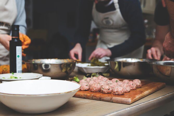 Flatbread & Meze Making Experience - Who Is This Tour Best For?