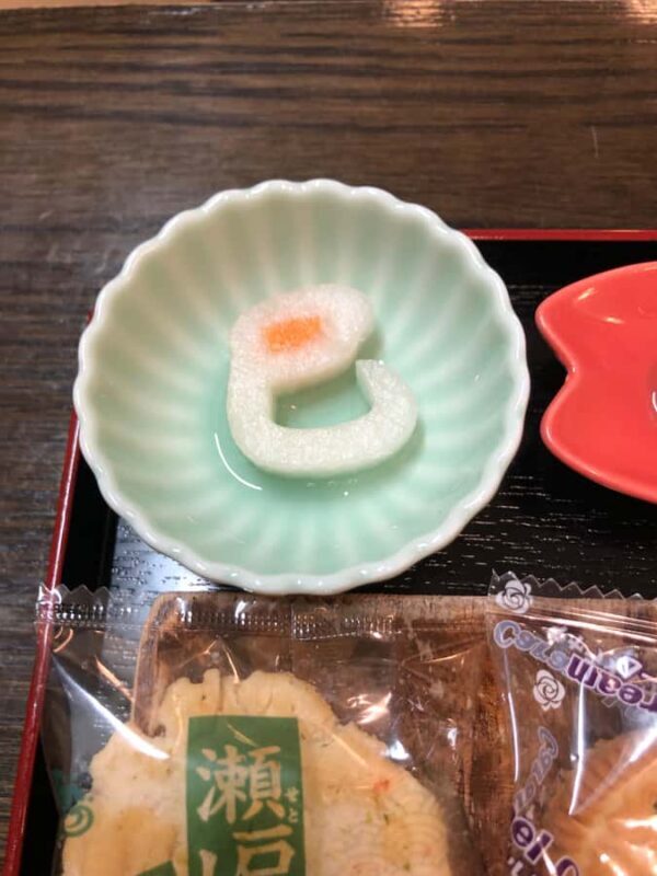 Flavors and Serenity: Tsukiji and Hamarikyu garden in Spanish - The Matcha Tea Experience