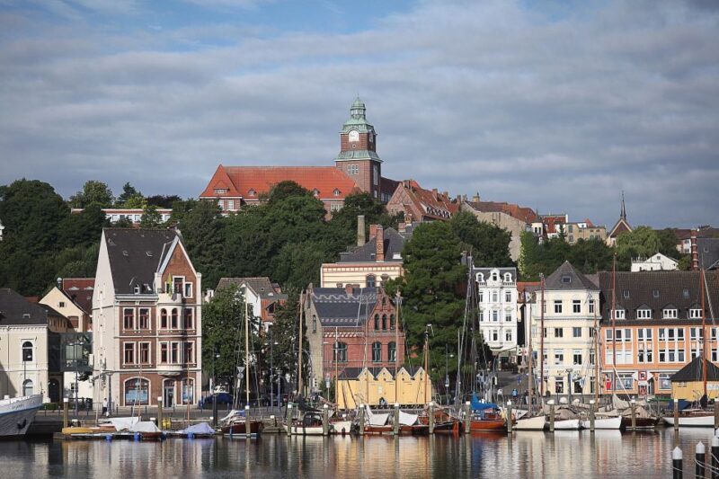 Flensburg: Private Guided Walking Tour - Key Points