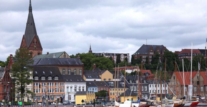 Flensburg: Private Guided Walking Tour - An Introduction to Flensburg’s Crossroads of Cultures