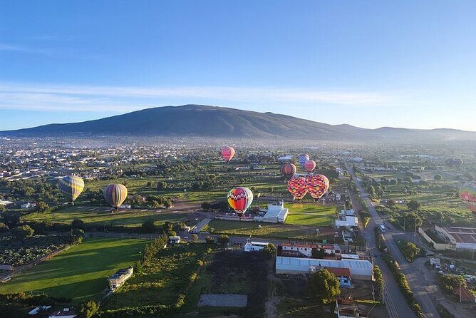Flight in Teotihuacan Hot Air Balloon with Transportation and Breakfast - Discover the Magic of a Hot Air Balloon Over Teotihuacan