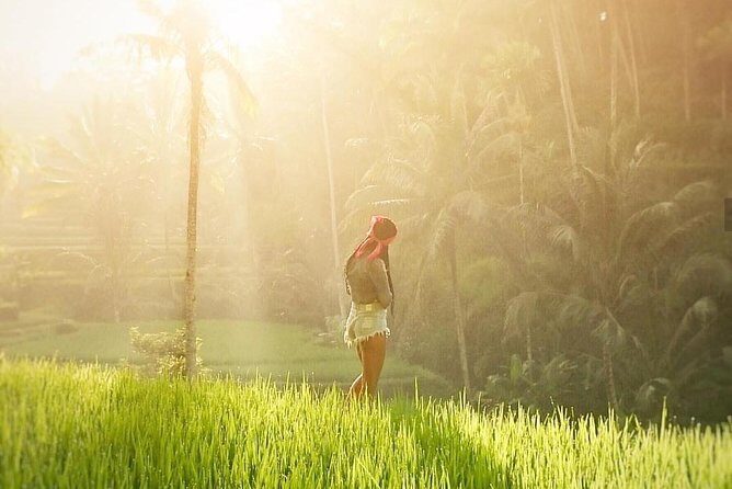 Floating Breakfast at Private jungle pool , Swing , Sunrise and Balinesse Spa - Physical Demands and Accessibility