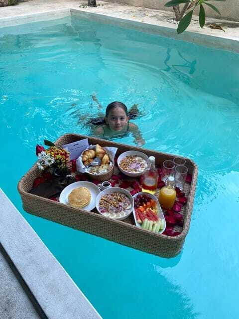 Floating Breakfast Delivery in Bali: International Breakfast - Price and Value