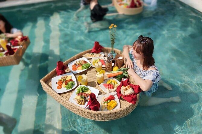 Floating breakfast for a resort feel + Ubud + Tegalalang Rice Terrace Private Tour 8 hours/Hotel transfer included - Key Points