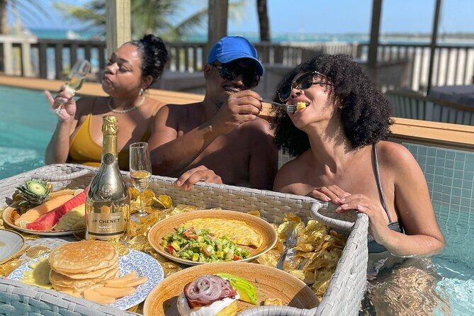 Floating Brunch in Punta Cana with Private Chef and Infinity Pool - Key Points