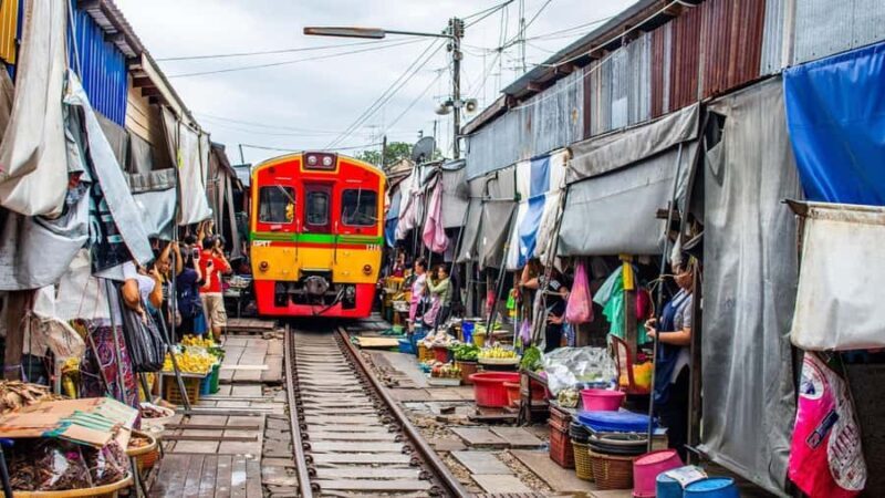Floating Market on Paddle Boat & Dragon Temple Private Tour - Who Would Love This Tour?