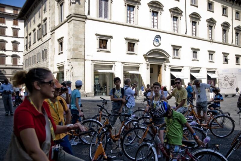 Florence: 2.5 hour Audio Guided Bike Tour led by Tour Leader - Key Points