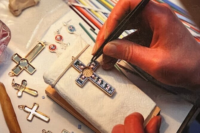 Florence Artisan Shopping Tour - a tailor-made unique experience - Authenticity and Value